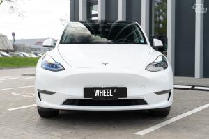 White Tesla Model Y 2025 in Vilnius, with an engine capacity of 0.00 L and mileage of 3 thousand km for 44500 €, photo 9 on AUTOMOTO.COM.LV