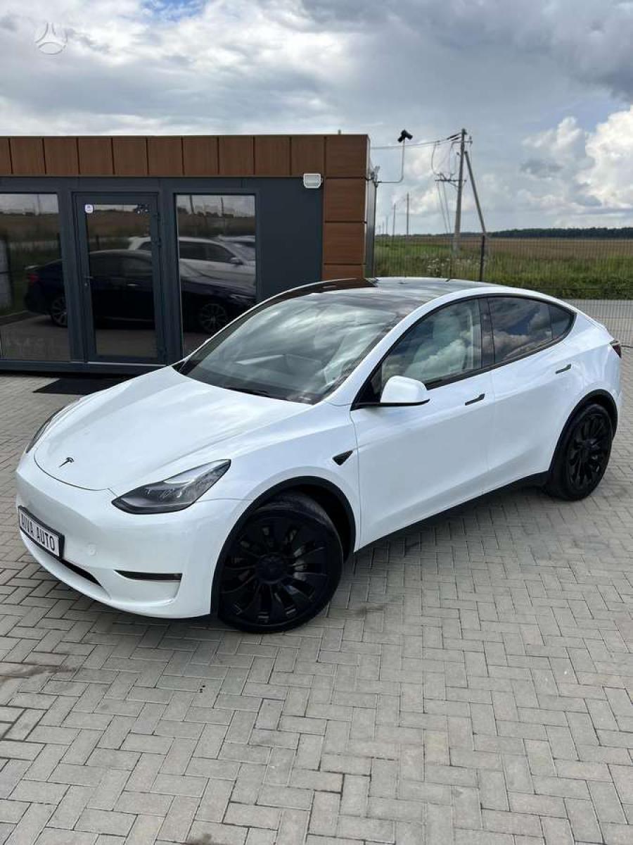 Balts Tesla Model Y 2025 Kauņa, ar dzinēja tilpumu 0.00 L un nobraukumu 7 tūkst. km par 38500 €, foto 5 vietnē AUTOMOTO.COM.LV