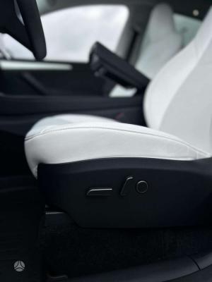 Balts Tesla Model Y 2025 Kauņa, ar dzinēja tilpumu 0.00 L un nobraukumu 7 tūkst. km par 38500 €, foto 20 vietnē AUTOMOTO.COM.LV