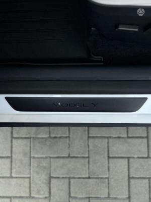 Balts Tesla Model Y 2025 Kauņa, ar dzinēja tilpumu 0.00 L un nobraukumu 7 tūkst. km par 38500 €, foto 22 vietnē AUTOMOTO.COM.LV