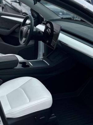 Balts Tesla Model Y 2025 Kauņa, ar dzinēja tilpumu 0.00 L un nobraukumu 7 tūkst. km par 38500 €, foto 32 vietnē AUTOMOTO.COM.LV