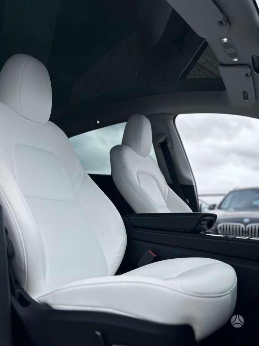 Balts Tesla Model Y 2025 Kauņa, ar dzinēja tilpumu 0.00 L un nobraukumu 7 tūkst. km par 38500 €, foto 33 vietnē AUTOMOTO.COM.LV