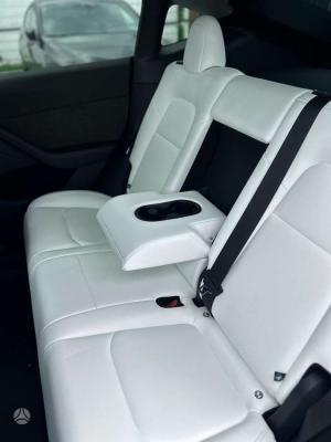 Balts Tesla Model Y 2025 Kauņa, ar dzinēja tilpumu 0.00 L un nobraukumu 7 tūkst. km par 38500 €, foto 39 vietnē AUTOMOTO.COM.LV