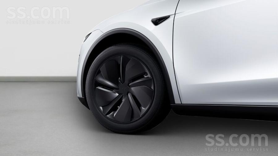 Balts Tesla Model Y 2026 Rīga, ar dzinēja tilpumu 0.00 L un nobraukumu 0 tūkst. km par 63450 €, foto 7 vietnē AUTOMOTO.COM.LV