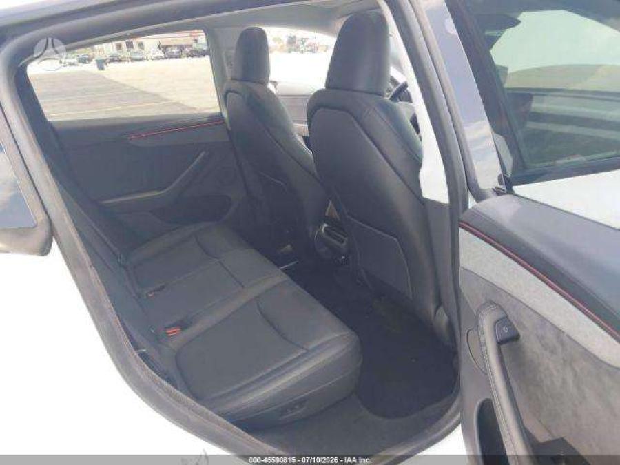 White Tesla Model Y 2026 in Klaipeda, with an engine capacity of 0.00 L and mileage of 13 thousand km for 18500 €, photo 9 on AUTOMOTO.COM.LV