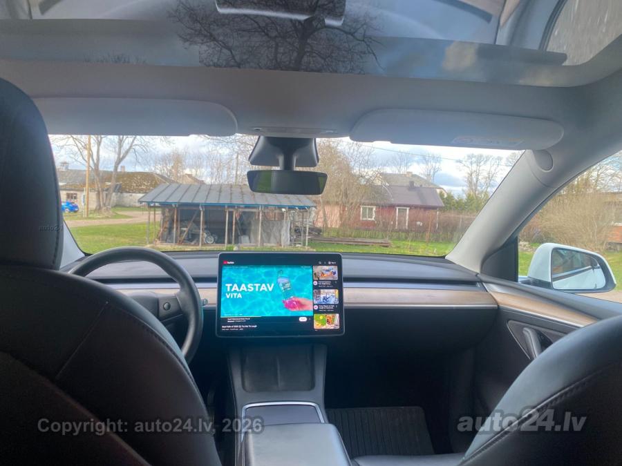 Balts Tesla Model Y 2021 Tallina, ar dzinēja tilpumu 0.00 L un nobraukumu 285 tūkst. km par 26900 €, foto 15 vietnē AUTOMOTO.COM.LV