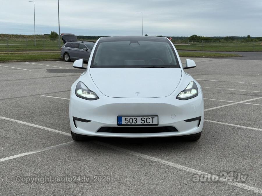 Balts Tesla Model Y 2021 Tallina, ar dzinēja tilpumu 0.00 L un nobraukumu 133 tūkst. km par 28999 €, foto 3 vietnē AUTOMOTO.COM.LV