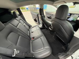 Balts Tesla Model Y 2021 Tallina, ar dzinēja tilpumu 0.00 L un nobraukumu 133 tūkst. km par 28999 €, foto 12 vietnē AUTOMOTO.COM.LV