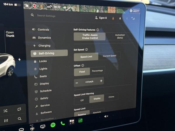 White Tesla Model Y 2021 in Parnu, with an engine capacity of 0.00 L and mileage of 136 thousand km for 30900 €, photo 10 on AUTOMOTO.COM.LV