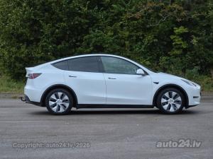 Balts Tesla Model Y 2021 Pērnava, ar dzinēja tilpumu 0.00 L un nobraukumu 127 tūkst. km par 28990 €, foto 8 vietnē AUTOMOTO.COM.LV
