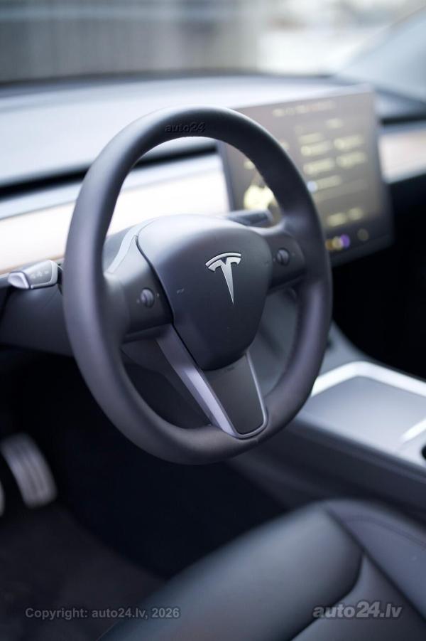 Balts Tesla Model Y 2022 Tallina, ar dzinēja tilpumu 0.00 L un nobraukumu 79 tūkst. km par 35900 €, foto 11 vietnē AUTOMOTO.COM.LV