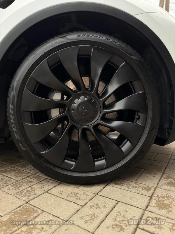 Balts Tesla Model Y 2022 Tallina, ar dzinēja tilpumu 0.00 L un nobraukumu 74 tūkst. km par 37000 €, foto 11 vietnē AUTOMOTO.COM.LV