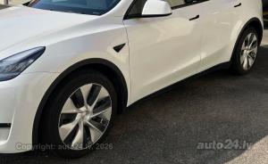 White Tesla Model Y 2022 in Tallinn, with an engine capacity of 0.00 L and mileage of 74 thousand km for 37000 €, photo 12 on AUTOMOTO.COM.LV