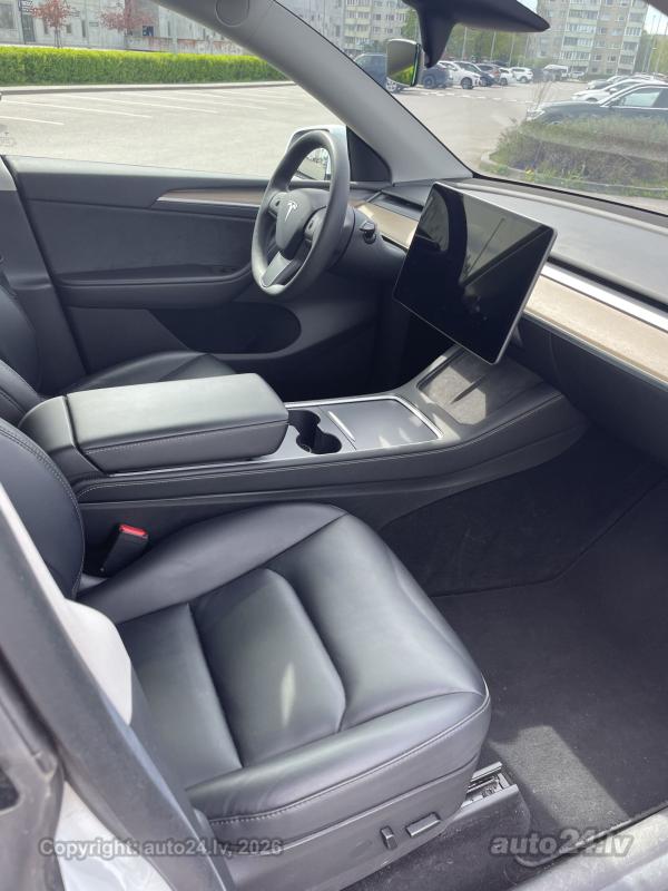 Balts Tesla Model Y 2022 Tallina, ar dzinēja tilpumu 0.00 L un nobraukumu 80 tūkst. km par 32500 €, foto 6 vietnē AUTOMOTO.COM.LV
