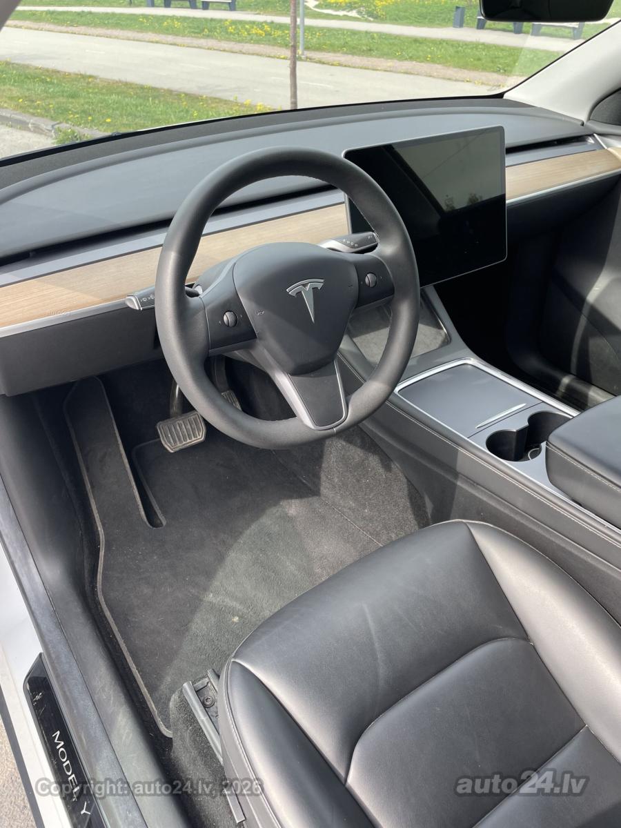 Balts Tesla Model Y 2022 Tallina, ar dzinēja tilpumu 0.00 L un nobraukumu 80 tūkst. km par 32500 €, foto 9 vietnē AUTOMOTO.COM.LV