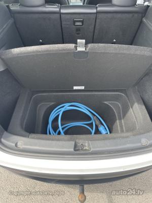 Balts Tesla Model Y 2022 Tallina, ar dzinēja tilpumu 0.00 L un nobraukumu 80 tūkst. km par 32500 €, foto 18 vietnē AUTOMOTO.COM.LV