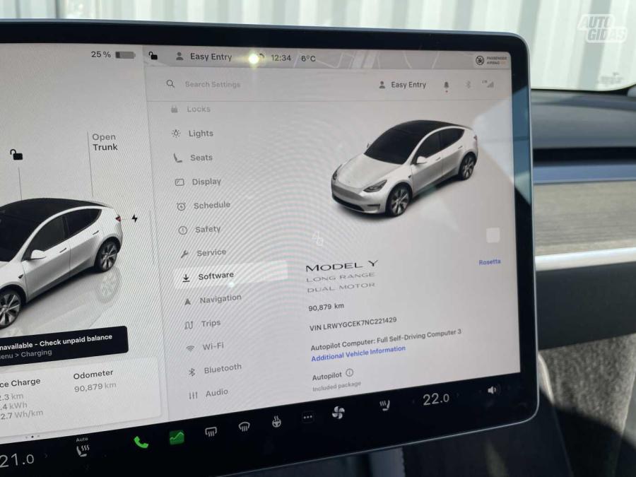 White Tesla Model Y 2022 in Vilnius, with an engine capacity of 0.00 L and mileage of 91 thousand km for 31500 €, photo 14 on AUTOMOTO.COM.LV