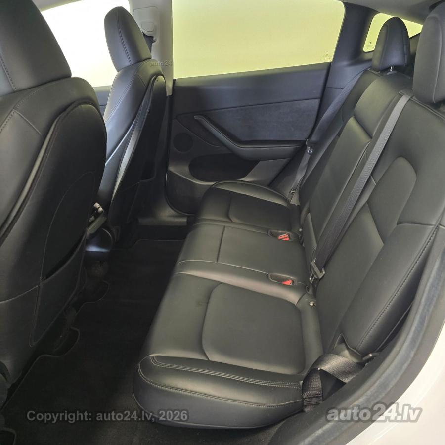 Balts Tesla Model Y 2022 Tartu, ar dzinēja tilpumu 0.00 L un nobraukumu 74 tūkst. km par 36000 €, foto 6 vietnē AUTOMOTO.COM.LV