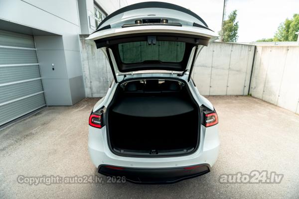 Balts Tesla Model Y 2022 Tartu, ar dzinēja tilpumu 0.00 L un nobraukumu 54 tūkst. km par 38900 €, foto 7 vietnē AUTOMOTO.COM.LV