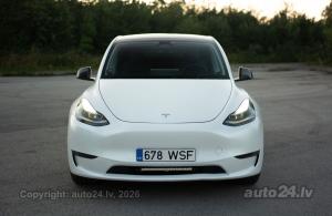 Белый Тесла Модель Y 2022 в Пярну, объемом двигателя 0.00 л и пробегом 145 тыс. км за 33990 €, фото 3 на AUTOMOTO.COM.LV