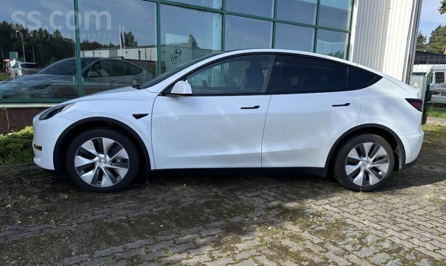 Balts Tesla Model Y 2022 Rīga, ar dzinēja tilpumu 0.00 L un nobraukumu 0 tūkst. km par 26000 €, foto 14 vietnē AUTOMOTO.COM.LV