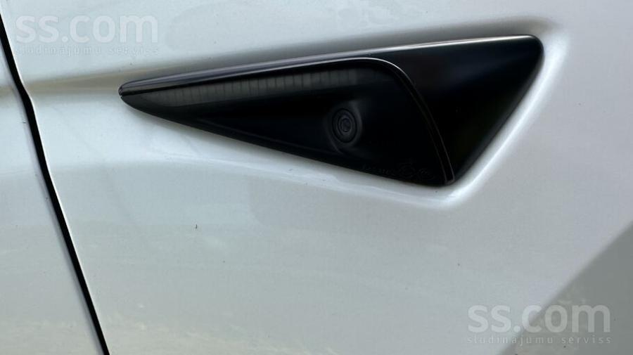 Balts Tesla Model Y 2022 Rīga, ar dzinēja tilpumu 0.00 L un nobraukumu 0 tūkst. km par 26000 €, foto 52 vietnē AUTOMOTO.COM.LV