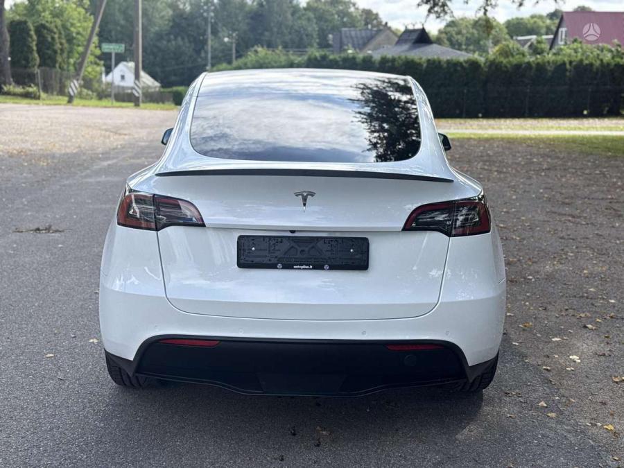 Balts Tesla Model Y 2022 Marijampole, ar dzinēja tilpumu 0.00 L un nobraukumu 90 tūkst. km par 29700 €, foto 6 vietnē AUTOMOTO.COM.LV