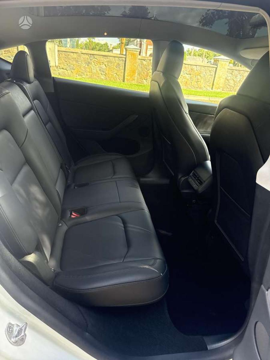 Balts Tesla Model Y 2022 Marijampole, ar dzinēja tilpumu 0.00 L un nobraukumu 90 tūkst. km par 29700 €, foto 14 vietnē AUTOMOTO.COM.LV