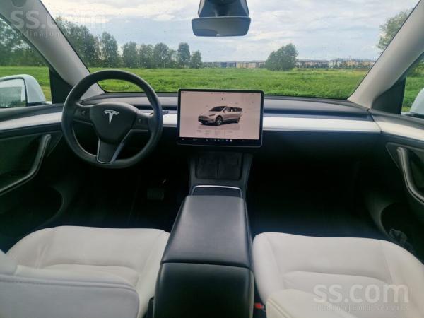 Тесла Модель Y 2022 в Рига на AUTOMOTO.COM.LV Белый Тесла Модель Y 2022 в Рига, объемом двигателя 0.00 л и пробегом 145 тыс. км за 31460 €, фото 10 на AUTOMOTO.COM.LV