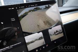 Balts Tesla Model Y 2022 Tukums, ar dzinēja tilpumu 0.00 L un nobraukumu 135 tūkst. km par 30000 €, foto 12 vietnē AUTOMOTO.COM.LV