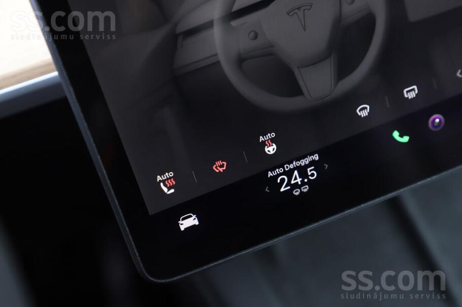 Balts Tesla Model Y 2022 Tukums, ar dzinēja tilpumu 0.00 L un nobraukumu 135 tūkst. km par 30000 €, foto 13 vietnē AUTOMOTO.COM.LV