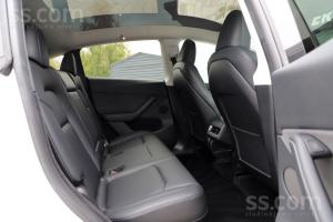 Balts Tesla Model Y 2022 Tukums, ar dzinēja tilpumu 0.00 L un nobraukumu 135 tūkst. km par 30000 €, foto 14 vietnē AUTOMOTO.COM.LV