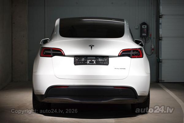 Balts Tesla Model Y 2023 Tallina, ar dzinēja tilpumu 0.00 L un nobraukumu 75 tūkst. km par 35990 €, foto 6 vietnē AUTOMOTO.COM.LV