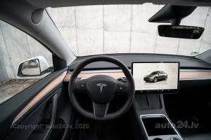 White Tesla Model Y 2023 in Tartu, with an engine capacity of 0.00 L and mileage of 48 thousand km for 36900 €, photo 10 on AUTOMOTO.COM.LV