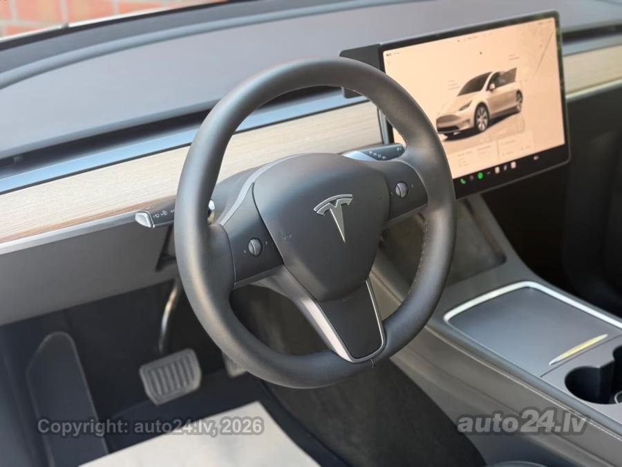 Balts Tesla Model Y 2023 Tallina, ar dzinēja tilpumu 0.00 L un nobraukumu 80 tūkst. km par 36990 €, foto 9 vietnē AUTOMOTO.COM.LV