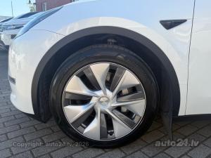 Balts Tesla Model Y 2023 Tallina, ar dzinēja tilpumu 0.00 L un nobraukumu 80 tūkst. km par 36990 €, foto 18 vietnē AUTOMOTO.COM.LV
