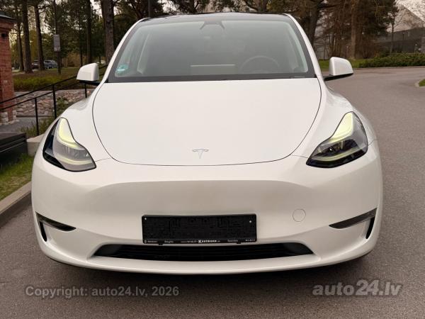 Balts Tesla Model Y 2023 Tallina, ar dzinēja tilpumu 0.00 L un nobraukumu 33 tūkst. km par 43900 €, foto 3 vietnē AUTOMOTO.COM.LV