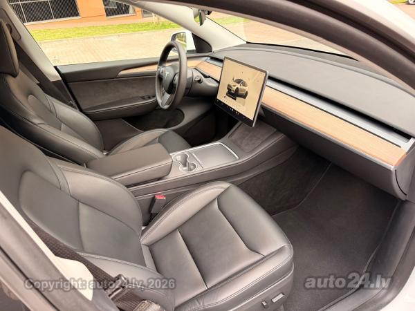 Balts Tesla Model Y 2023 Tallina, ar dzinēja tilpumu 0.00 L un nobraukumu 33 tūkst. km par 43900 €, foto 9 vietnē AUTOMOTO.COM.LV