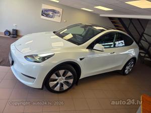 White Tesla Model Y 2023 in Tartu, with an engine capacity of 0.00 L and mileage of 118 thousand km for 33990 €, photo  on AUTOMOTO.COM.LV