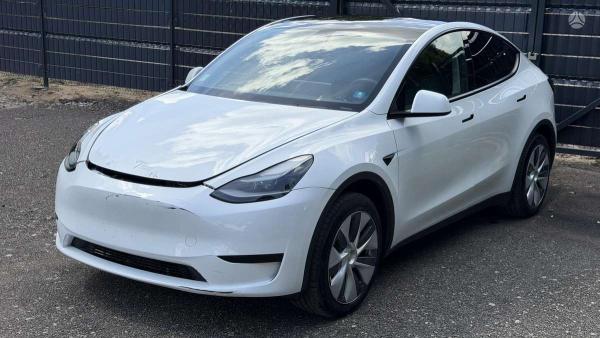 Balts Tesla Model Y 2023 Jonava, ar dzinēja tilpumu 0.00 L un nobraukumu 70 tūkst. km par 15950 €, foto  vietnē AUTOMOTO.COM.LV