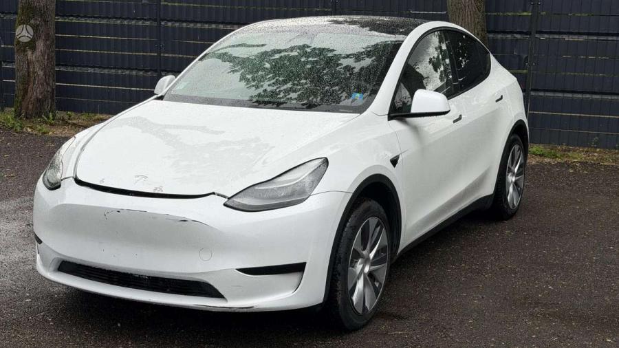 Balts Tesla Model Y 2023 Jonava, ar dzinēja tilpumu 0.00 L un nobraukumu 70 tūkst. km par 16750 €, foto 14 vietnē AUTOMOTO.COM.LV