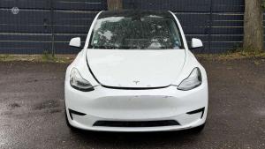 Balts Tesla Model Y 2023 Jonava, ar dzinēja tilpumu 0.00 L un nobraukumu 70 tūkst. km par 16750 €, foto 15 vietnē AUTOMOTO.COM.LV