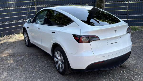 Balts Tesla Model Y 2023 Ukmergė, ar dzinēja tilpumu 0.00 L un nobraukumu 70 tūkst. km par 17450 €, foto 7 vietnē AUTOMOTO.COM.LV