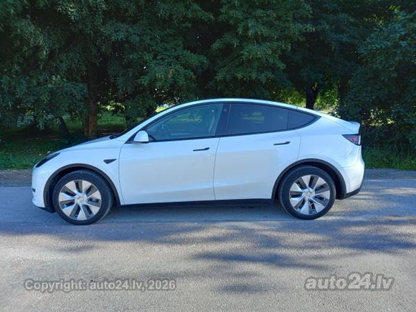 Balts Tesla Model Y 2023 Tartu, ar dzinēja tilpumu 0.00 L un nobraukumu 29 tūkst. km par 35200 €, foto 1 vietnē AUTOMOTO.COM.LV