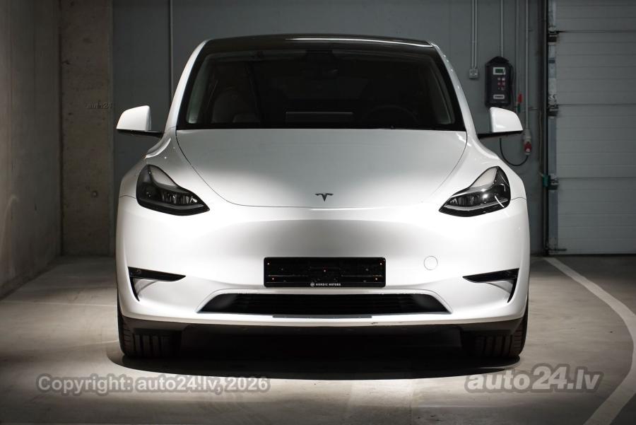 Белый Тесла Модель Y 2023 в Таллин, объемом двигателя 0.00 л и пробегом 79 тыс. км за 37490 €, фото 11 на AUTOMOTO.COM.LV