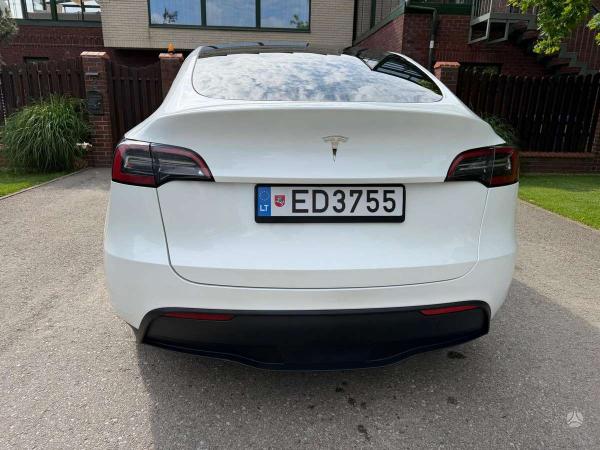 Balts Tesla Model Y 2023 Klaipėda, ar dzinēja tilpumu 0.00 L un nobraukumu 54 tūkst. km par 33000 €, foto 7 vietnē AUTOMOTO.COM.LV