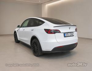 Balts Tesla Model Y 2023 Tallina, ar dzinēja tilpumu 0.00 L un nobraukumu 78 tūkst. km par 34900 €, foto 3 vietnē AUTOMOTO.COM.LV