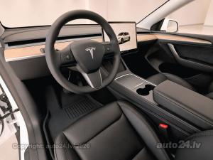 Balts Tesla Model Y 2023 Tallina, ar dzinēja tilpumu 0.00 L un nobraukumu 78 tūkst. km par 34900 €, foto 6 vietnē AUTOMOTO.COM.LV