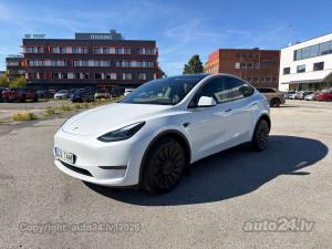 White Tesla Model Y 2023 in Tallinn, with an engine capacity of 0.00 L and mileage of 82 thousand km for 35900 €, photo  on AUTOMOTO.COM.LV