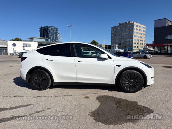 Tesla Model Y 2023 Tallina vietnÄ Balts Tesla Model Y 2023 Tallina, ar dzinÄja tilpumu 0.00 L un nobraukumu 82 tÅ«kst. km par 35900 ā¬, foto 4 vietnÄ AUTOMOTO.COM.LV